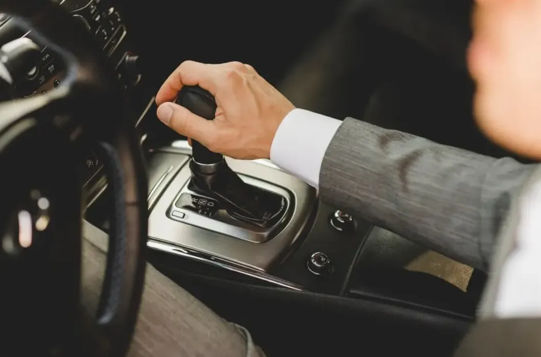 Transmission Trouble Checklist: Important Signs Your Vehicle's Gearbox ...